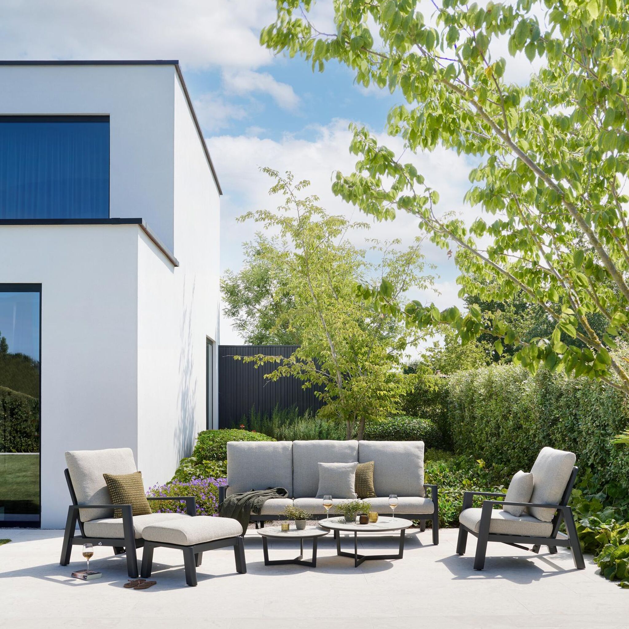 Cirello loungebank in zwart aluminium met lopi silver all weather ...